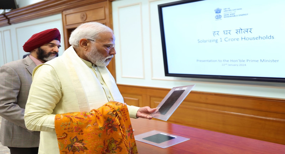 PM Modi big announcement, solar panels installed